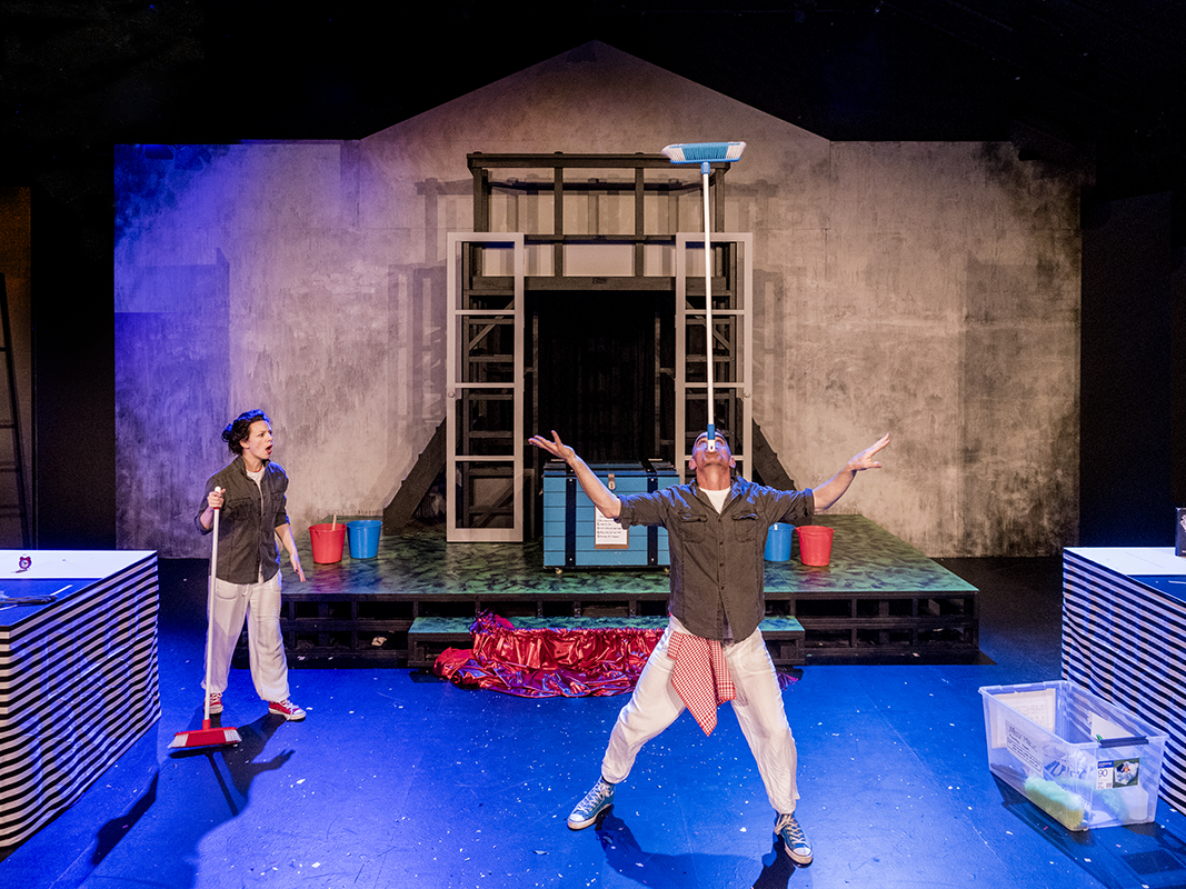 The Messy Magic Adventure – Rollicking Entertainment